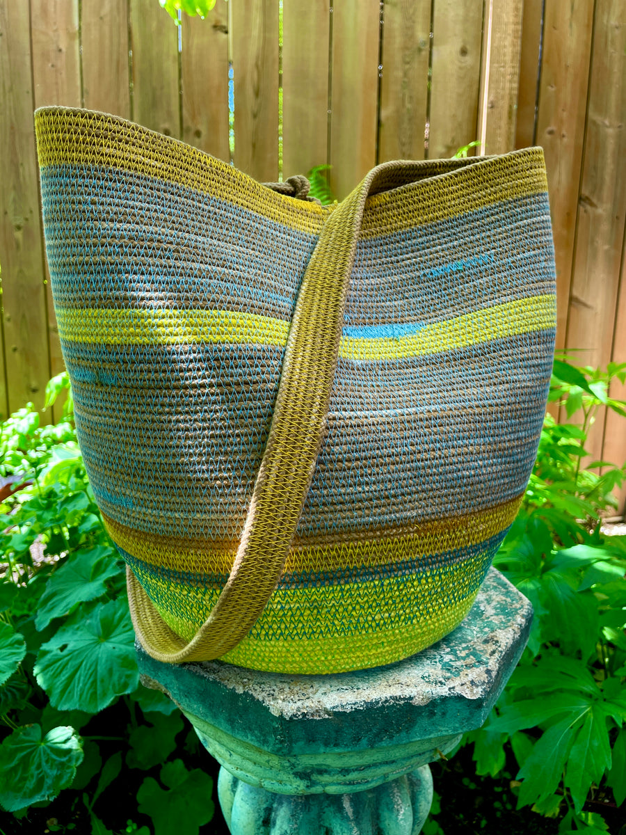 Supertunia Foraging Basket – Studio Octav